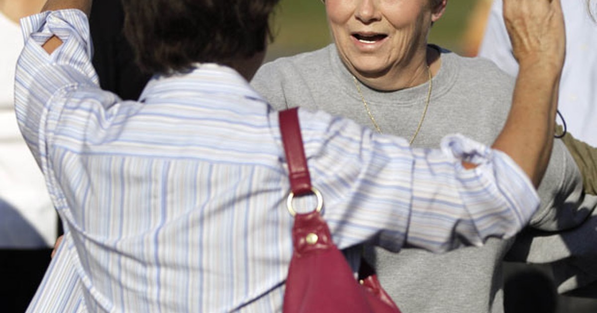 G1 - Mulher é libertada após 25 anos no corredor da morte nos EUA ...