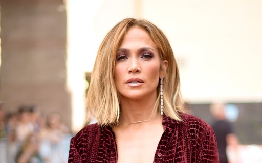 Jennifer Lopez completa 50 anos como uma das mais poderosas estrelas do ...