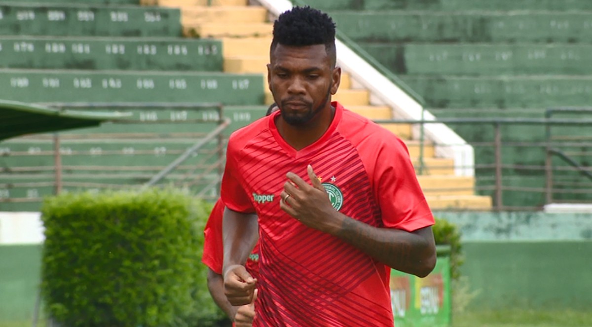 De contrato renovado, volante Marcelo se apresenta ao Guarani | guarani ...