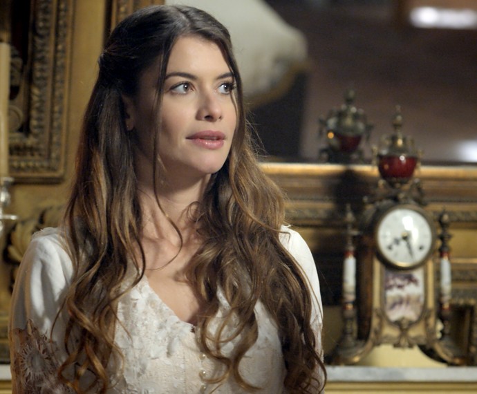 Felipe fica encantado com o novo visual de Lívia - notícias em Vem por aí