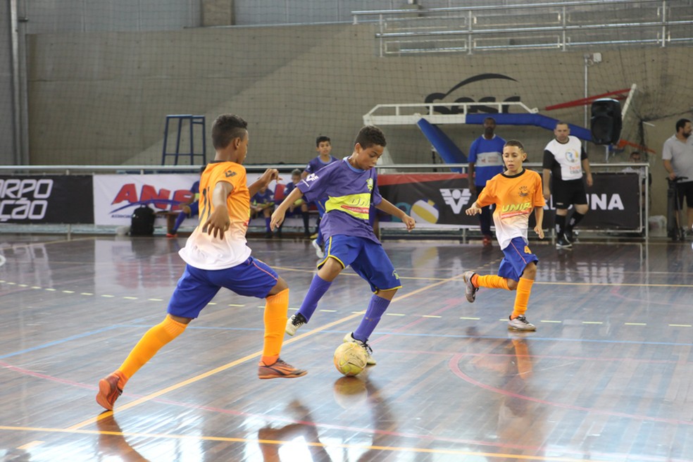 Copa TV Tribuna de Futsal Escolar tem primeiros jogos; FOTOS | tv ...