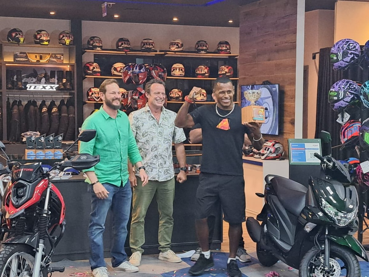 "O melhor trabalho do mundo": um papo com Fininho, campeão catarinense ...