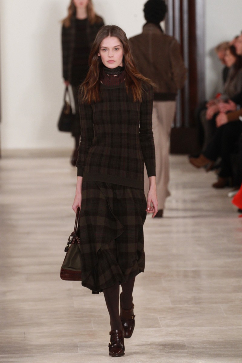 Ralph Lauren divide seu inverno entre roupas casuais e de festa ...