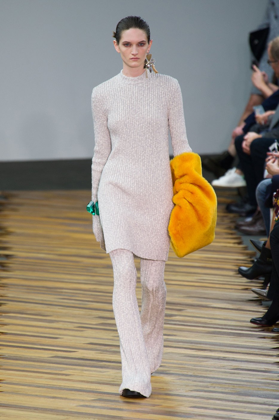 Céline | Paris | Inverno 2015 | Desfiles | Vogue