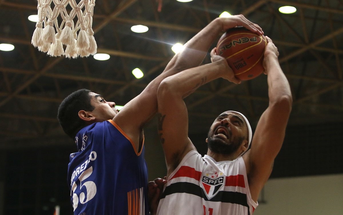 São Paulo vence LSB e assume segundo lugar do Grupo A do Paulista de ...
