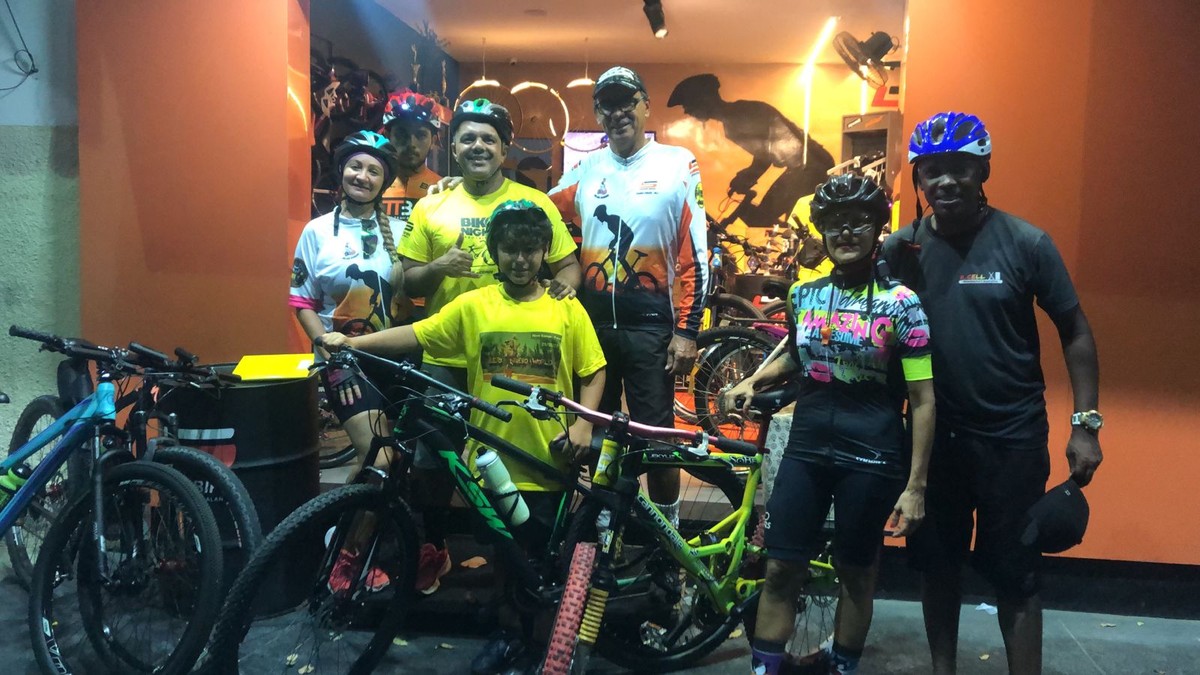 Passeio ciclístico noturno 'Bike Night' está de volta em Cabo Frio | Região dos Lagos | G1