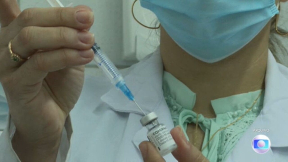 Brasil recebe quase 9 milhões de doses da vacina bivalente contra Covid | Jornal Nacional | G1