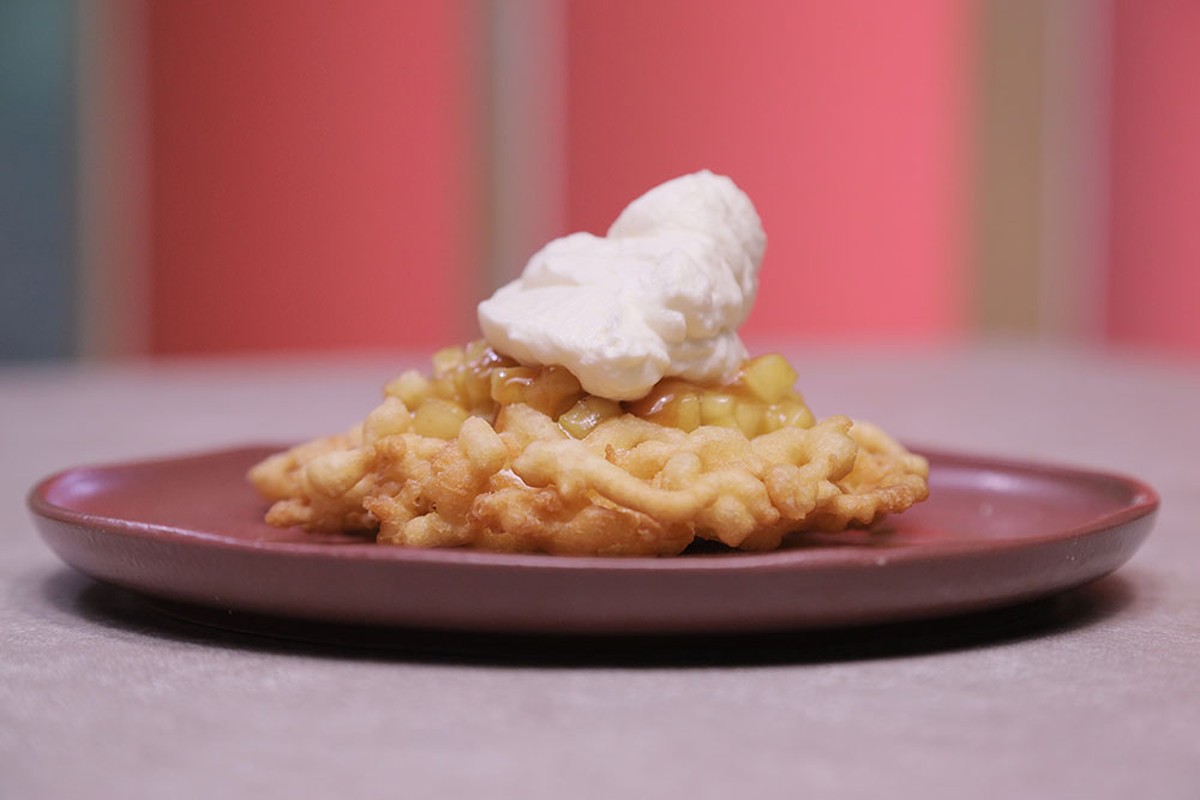 Caramel apple funnel cake | Que seja doce | Receitas