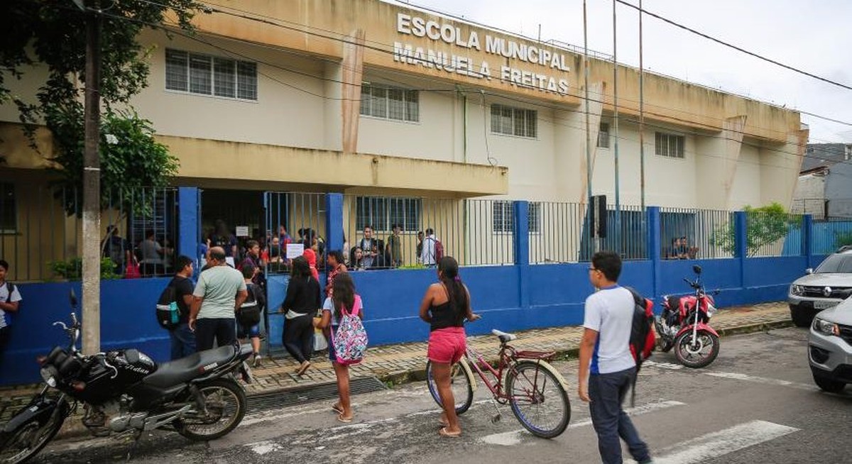 Matrículas para ano letivo de 2022 em escolas municipais de Belém ...