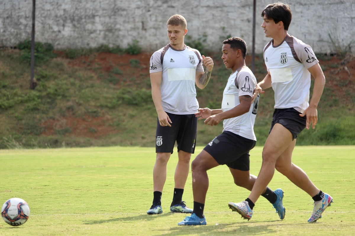 Diretoria da Ponte acerta CLT de outubro com elenco; direitos de imagem ...