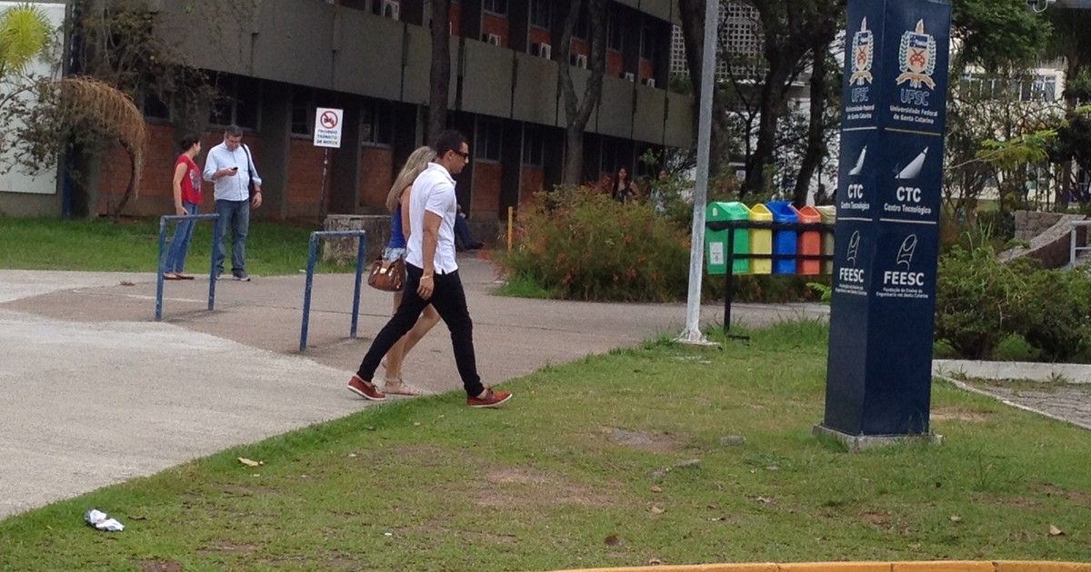 G1 - UFSC vai realizar plebiscito sobre realização de festas no campus ...