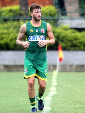 Refém de burocracia, Aislan aguarda inscrição e perde corrida por chances