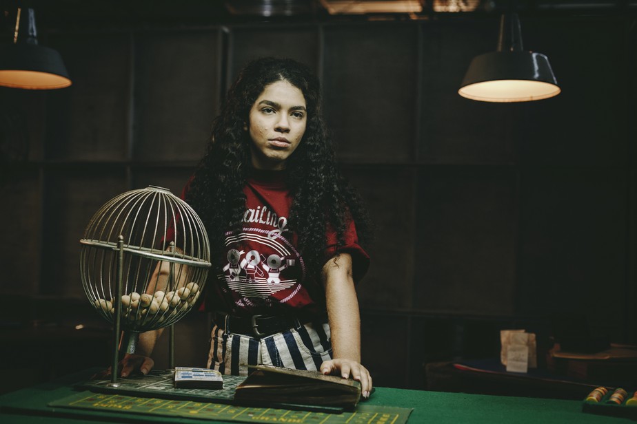 Ex-BBB Maria vive líder do tráfico no Rio em filme inédito: 'sempre ...