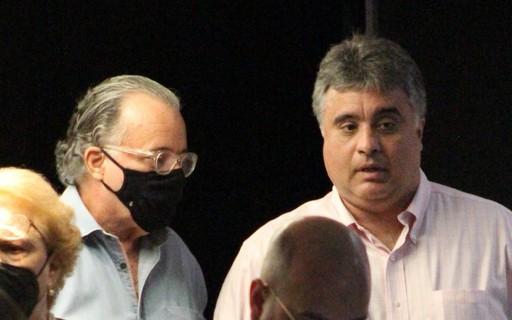 Tony Ramos e filho voltam a chamar a atenção por semelhança em passeio ...