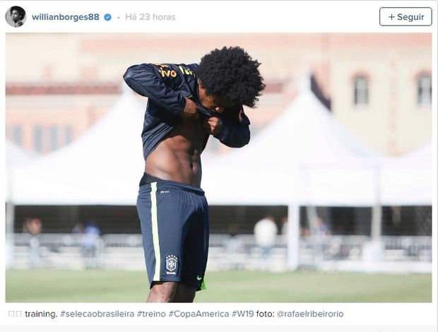Criticado por aparência mais "cheinha", Willian posta foto do abdômen ...
