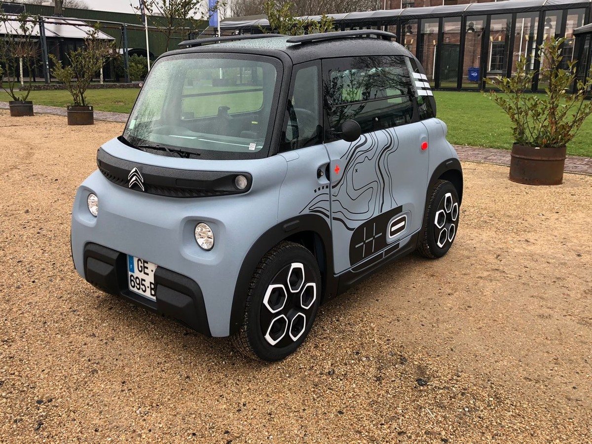 Teste rápido: Citroën Ami é divertido, mas impraticável nas grandes ...