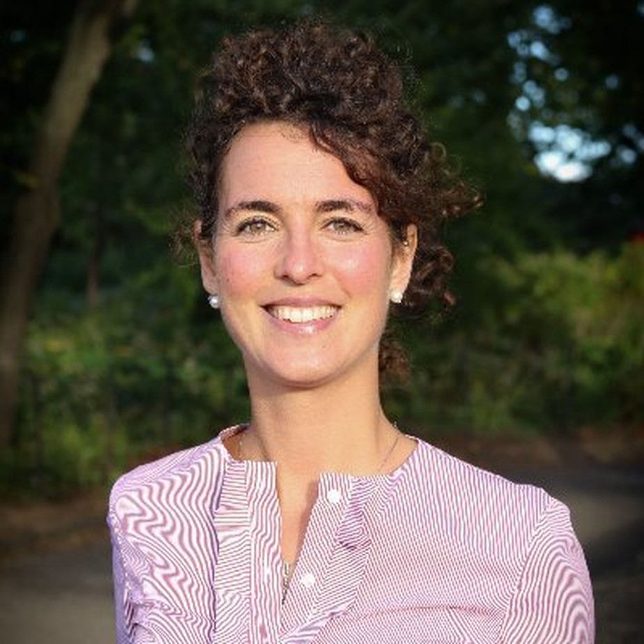 Livro de economista italiana questiona política de austeridade ...