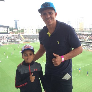 Filho é aprovado no sub-11, e Giovanni volta a morar em Santos