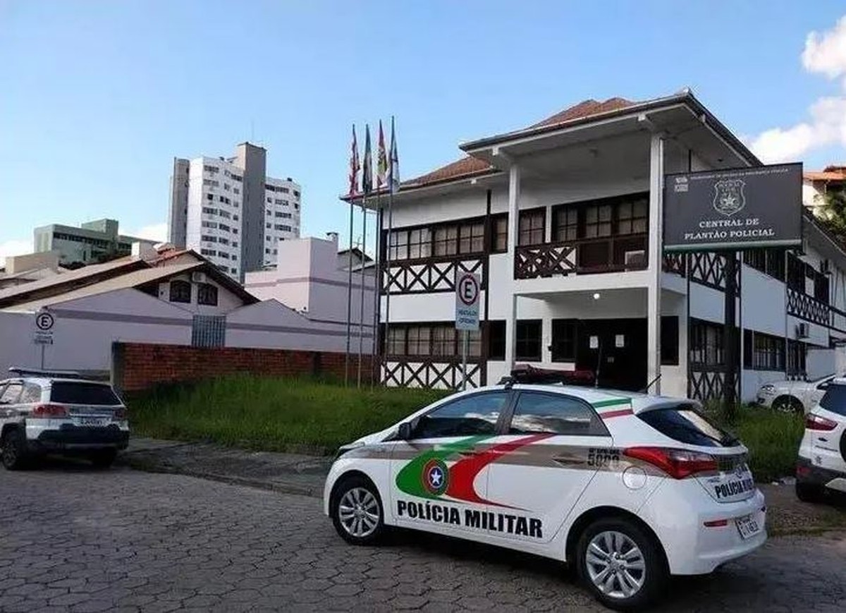 Homem é Preso Após Furtar 2 Vibradores De Sex Shop Para Presentear