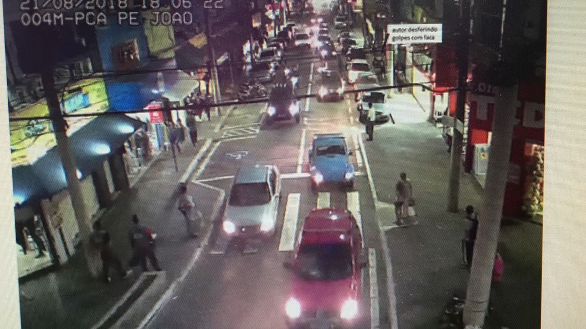 Homem é Preso Suspeito De Matar Colega A Facadas Em Bar No Centro De