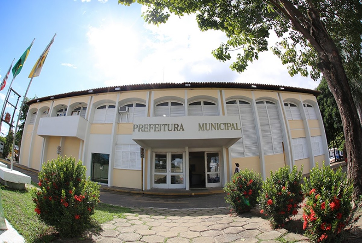 Prefeitura de Imperatriz divulga edital para concurso com salário de ...