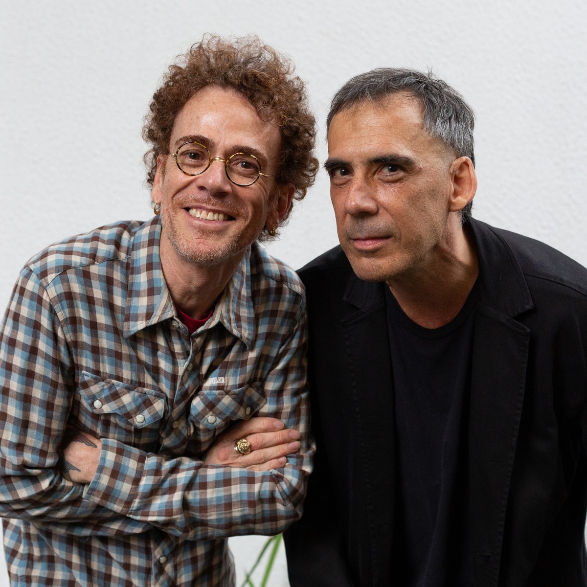 Nando Reis recicla música dos Titãs com Arnaldo Antunes em single que ...