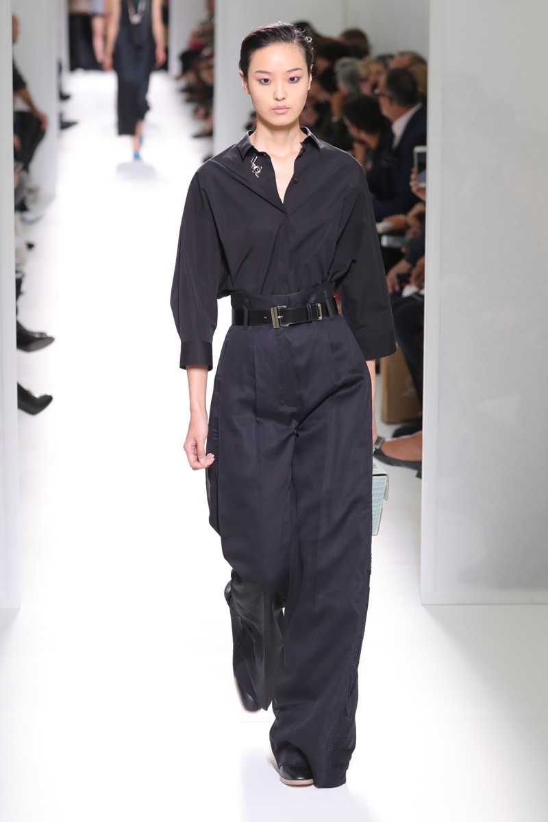 Hermès alia clássico atemporal da marca a desejos do momento | Desfiles ...