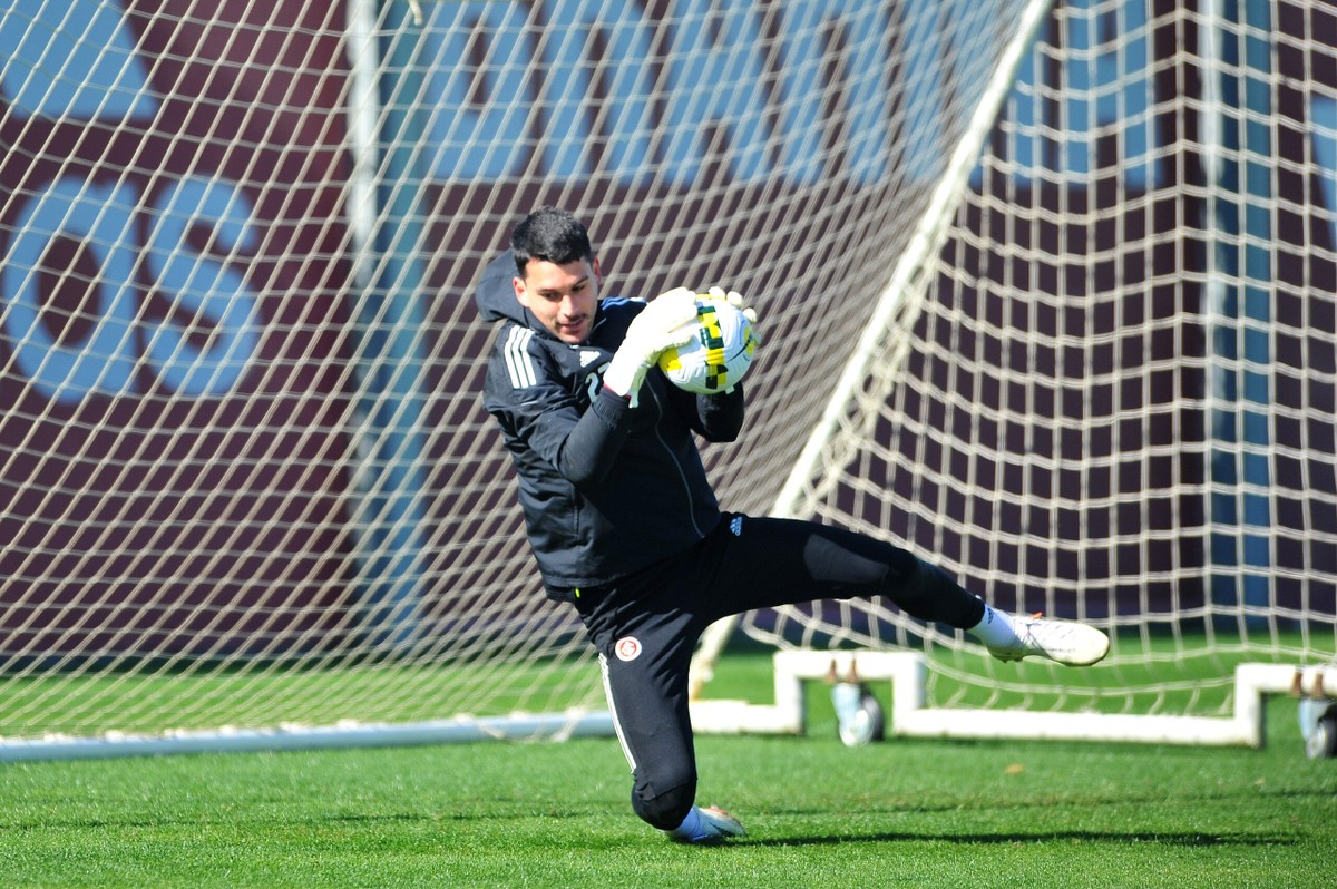Com Daniel fora, Keiller volta a ter sequência no Inter após cinco anos ...
