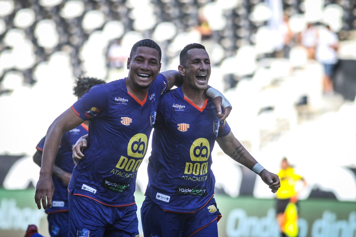 Cria de Xerém e hoje no Audax-RJ, Higor Leite reencontra Fluminense e ...