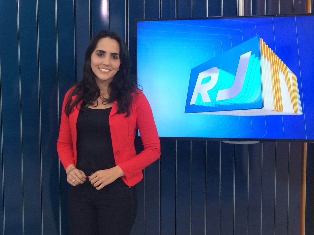 Estúdio da Inter TV, em Cabo Frio, recebe a apresentadora Bruna ...