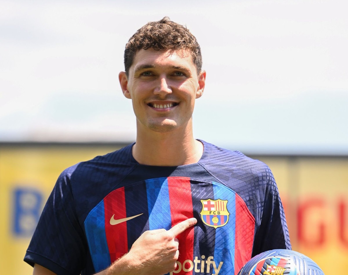 Christensen é apresentado como jogador do Barcelona: "Sonho de criança ...