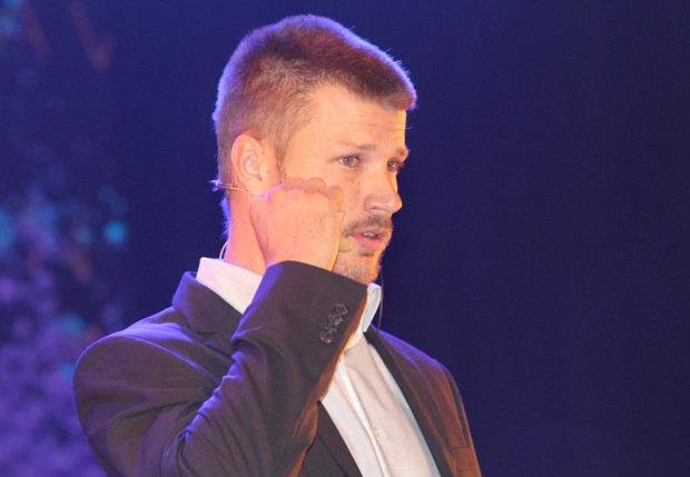 Rodrigo Hilbert é mestre de cerimônia de premiação em São Paulo - Quem ...