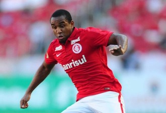 Anderson recebe três propostas, mas rejeita para recolocar Inter na Série A