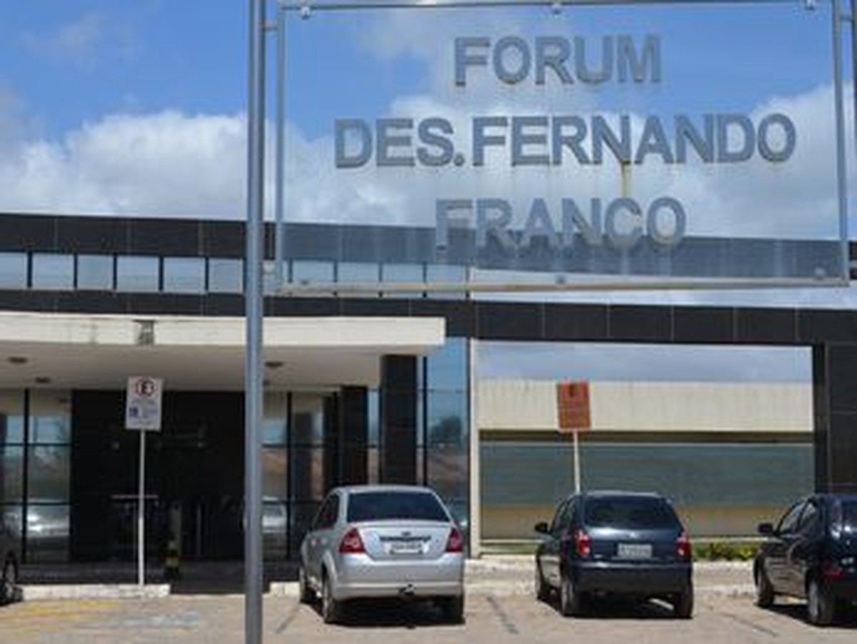 Mulher trans afirma ter sido vítima de preconceito durante atendimento ...