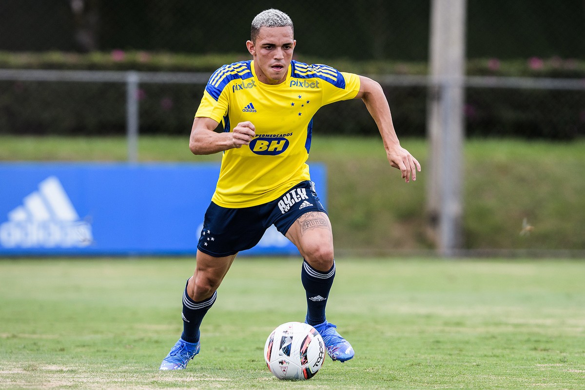 Cruzeiro preserva titulares e leva garotos para duelo com Patrocinense ...