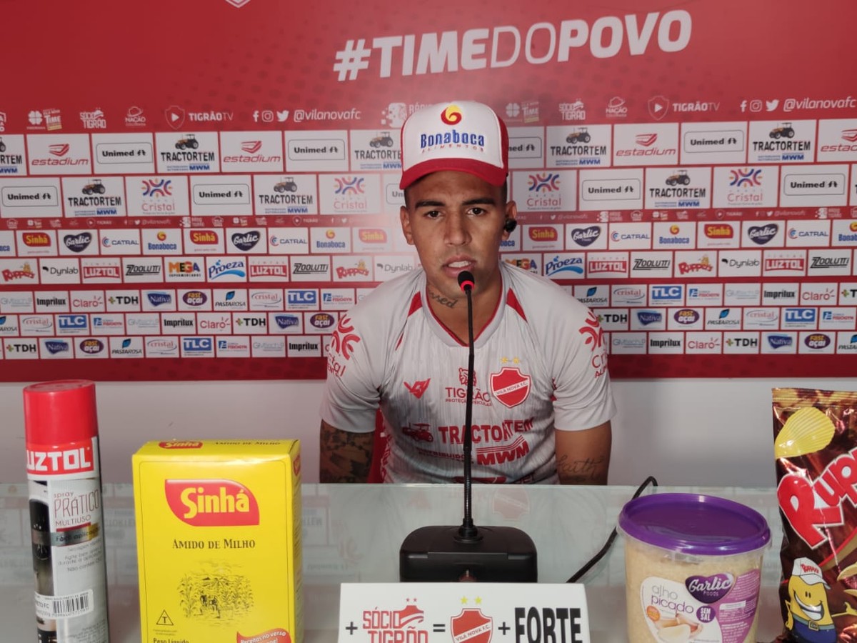 Mário Henrique se firma na lateral do Vila, mas espera melhorar ainda ...