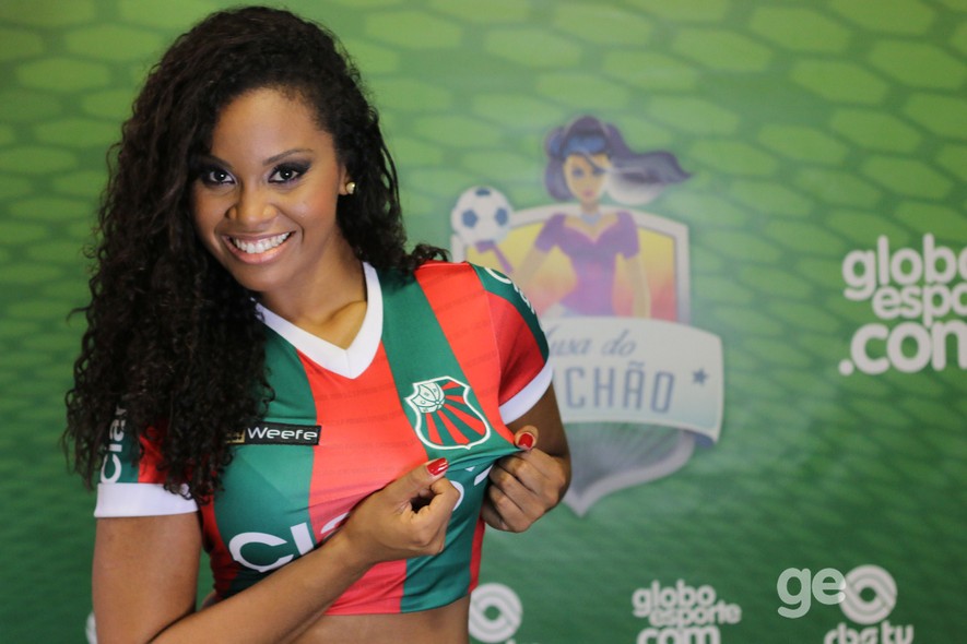 FOTOS: veja o ensaio da musa do São Paulo-RS - fotos em musa do gauchão