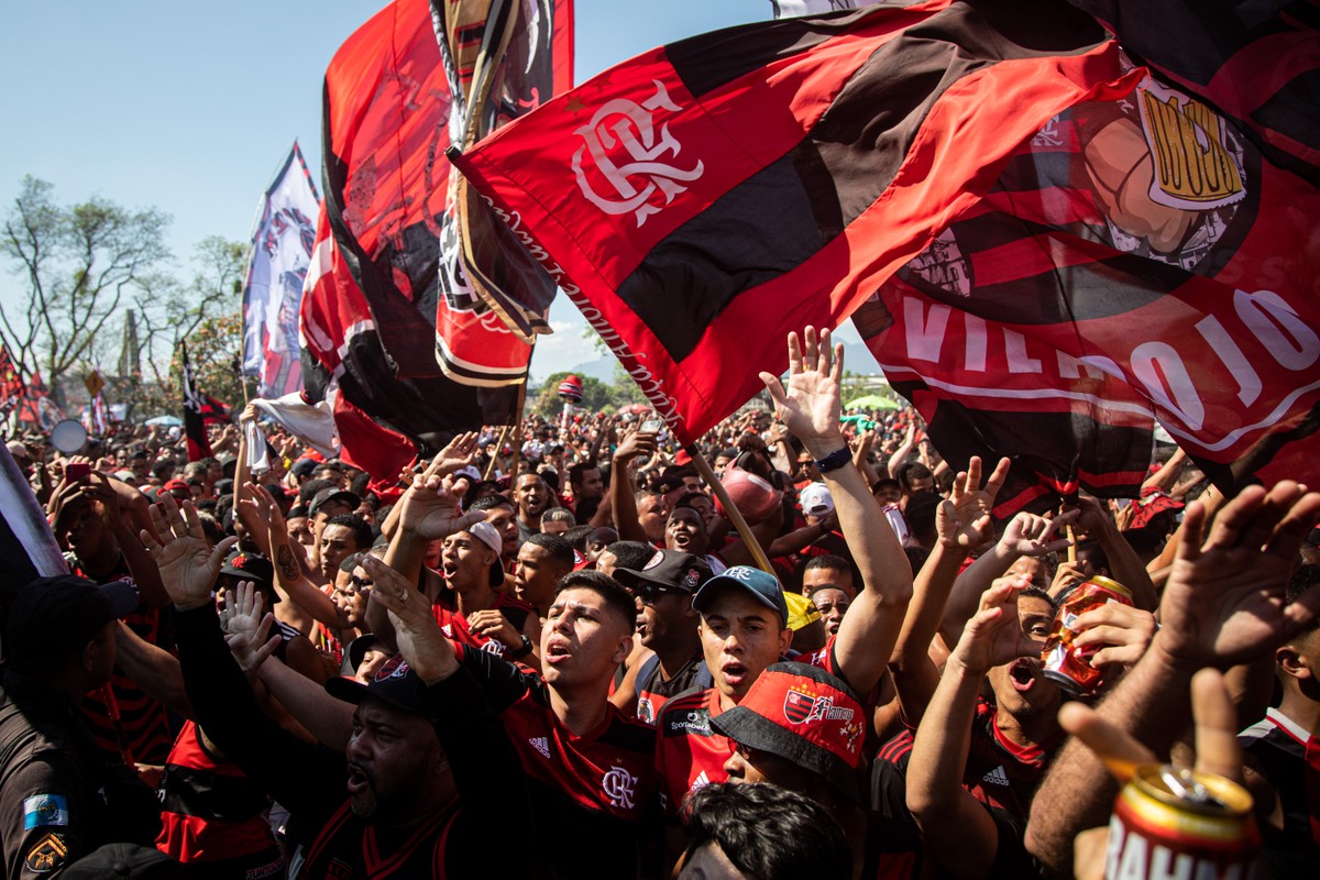 Pesquisa: Flamengo, Corinthians e Palmeiras têm as maiores torcidas do país