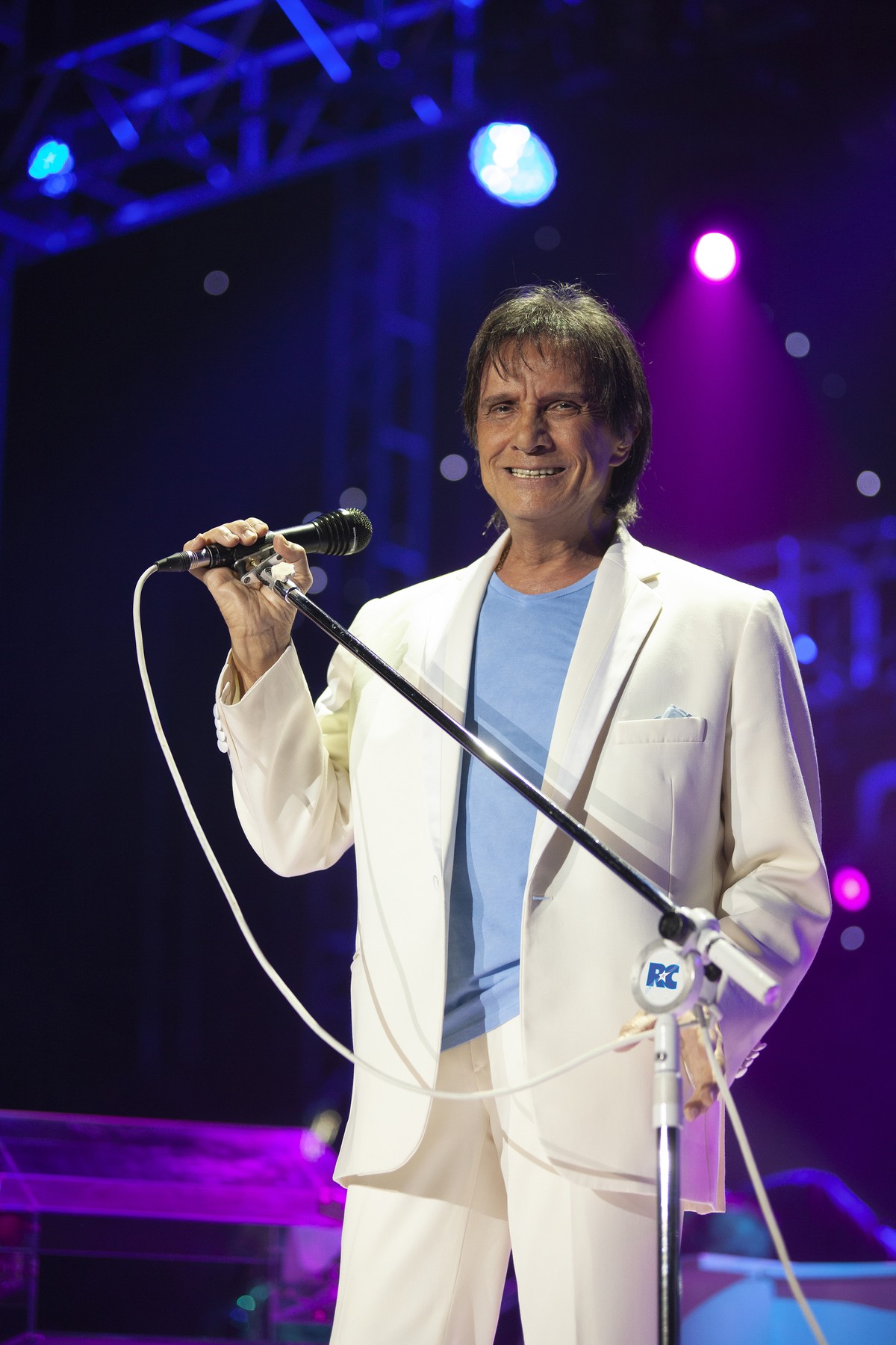 Cantor Roberto Carlos faz duas apresentações em SC em abril | Música em ...