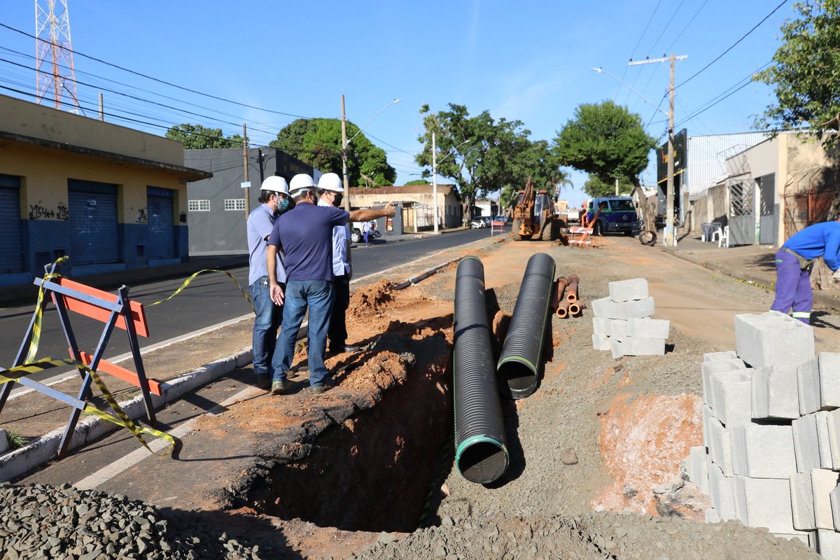 Bairro Abadia recebe obra de recomposição da rede pluvial em Uberaba ...