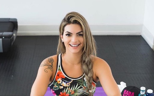 Kelly Key mostra abdome trincado em dia de academia: "Já treinou hoje ...