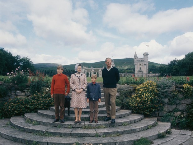 Conheça o Castelo de Balmoral, onde a Rainha Elizabeth II passou seus ...