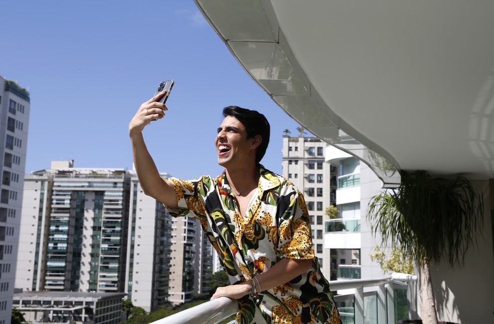 Théo: de 100 mil para 800 mil seguidores em oito meses, falando sobre ...