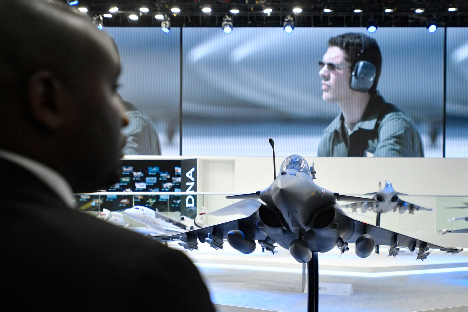 Programa 'Voa Brasil': ministro dá detalhes de como será o aplicativo ...