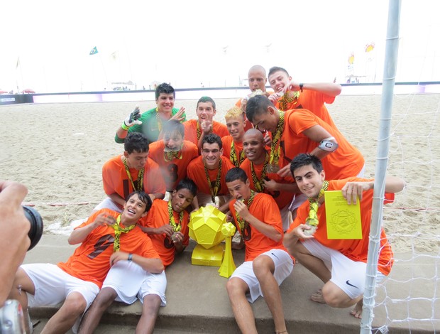 Santos PNI se consagra no futebol de areia e vence a Batalha das ...