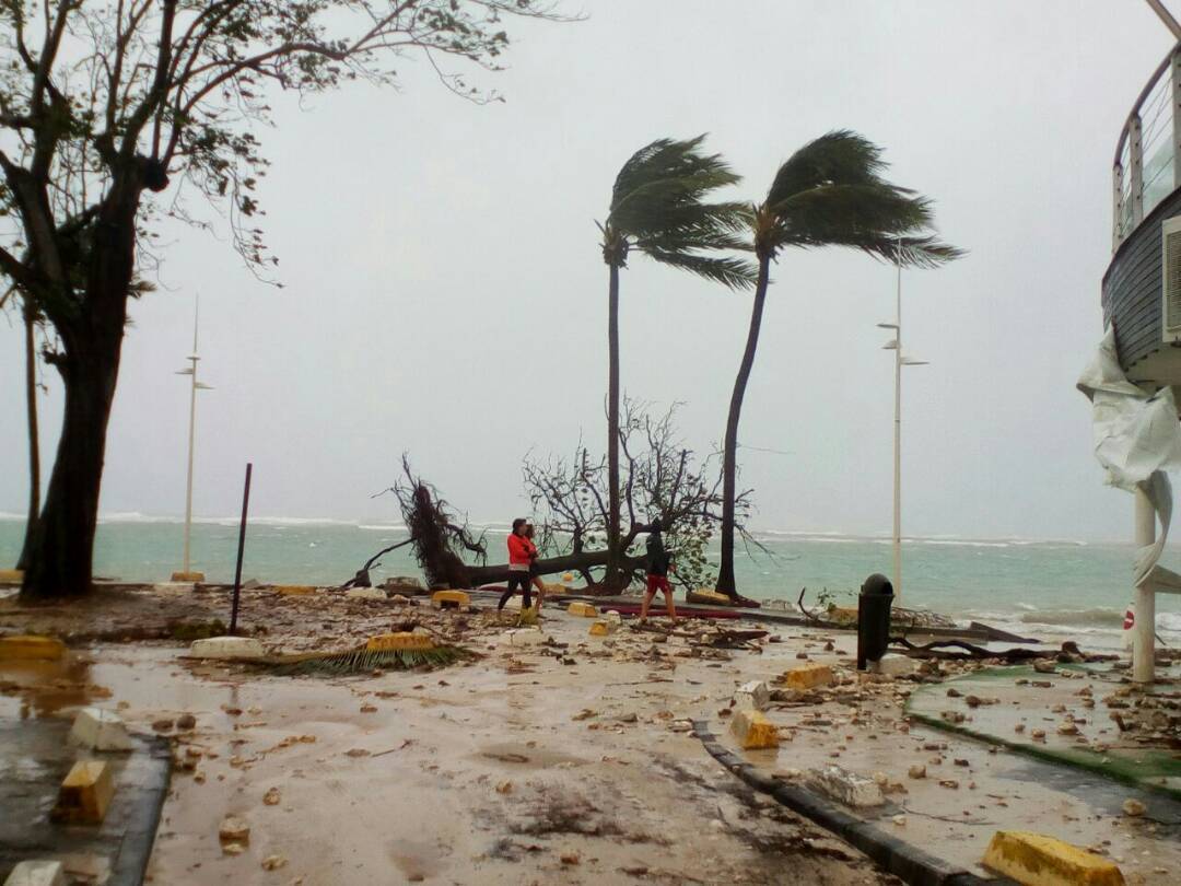 .: Furacão Maria causa destruição no Caribe