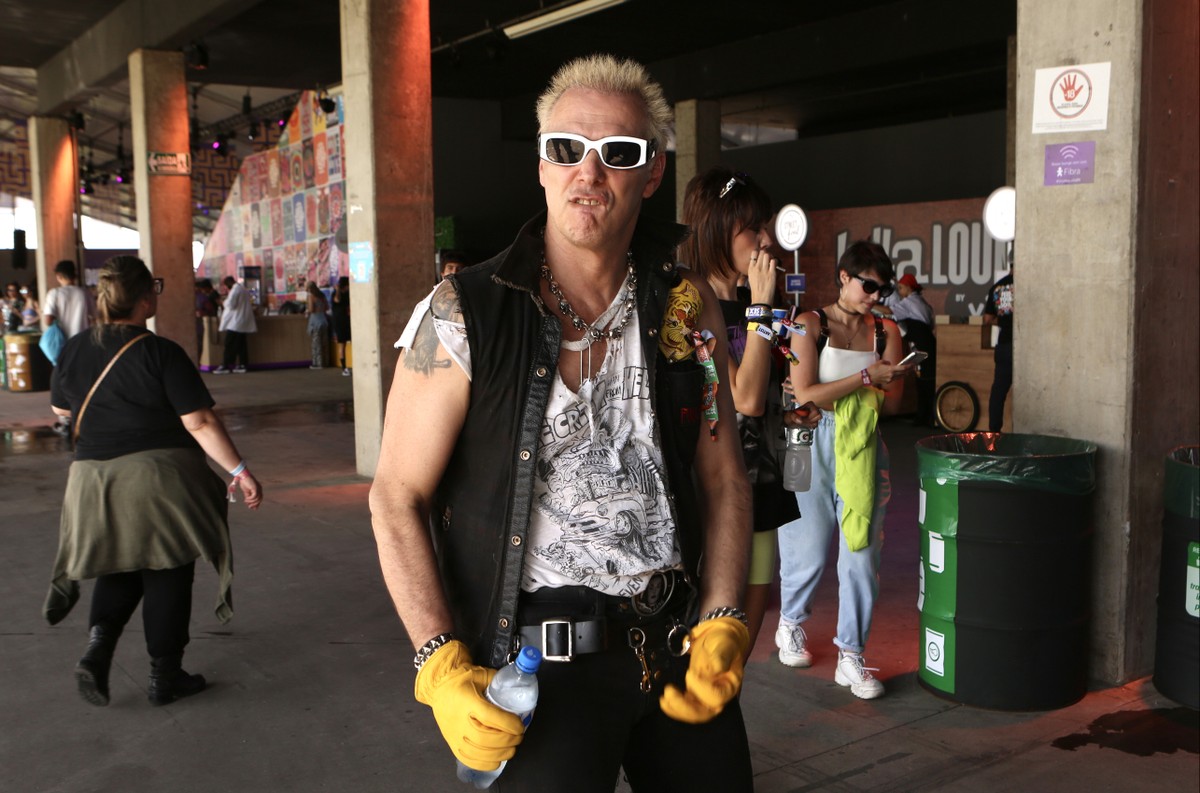 Após se apresentar com a banda Aliados, Supla passeia pelo Lollapalooza ...