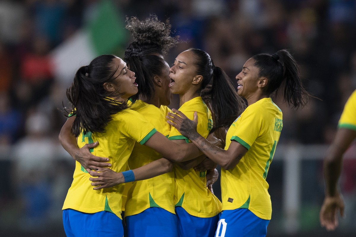 TV Globo e sportv mostram o sorteio da Copa do do Mundo Feminina na madrugada deste sábado ...