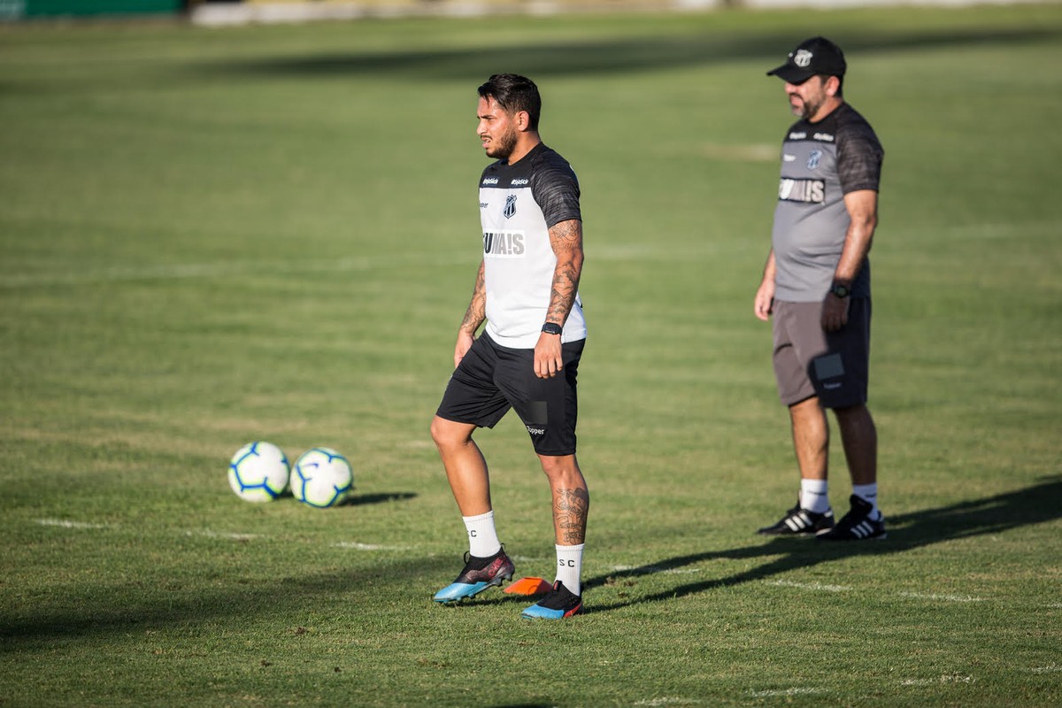 Após quase três meses, ataque do Ceará volta a marcar, e Leandro ...