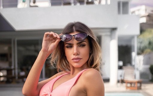 Erika Schneider Bailarina Do Faustão Relembra Bullying Por Ser Muito